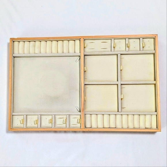 Pandora | Storage & Organization | Pandora Wood Dealer Jewelry Display ...